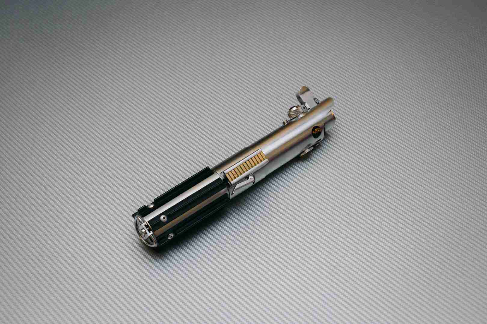 Skywalker hilt empty - Warsabers